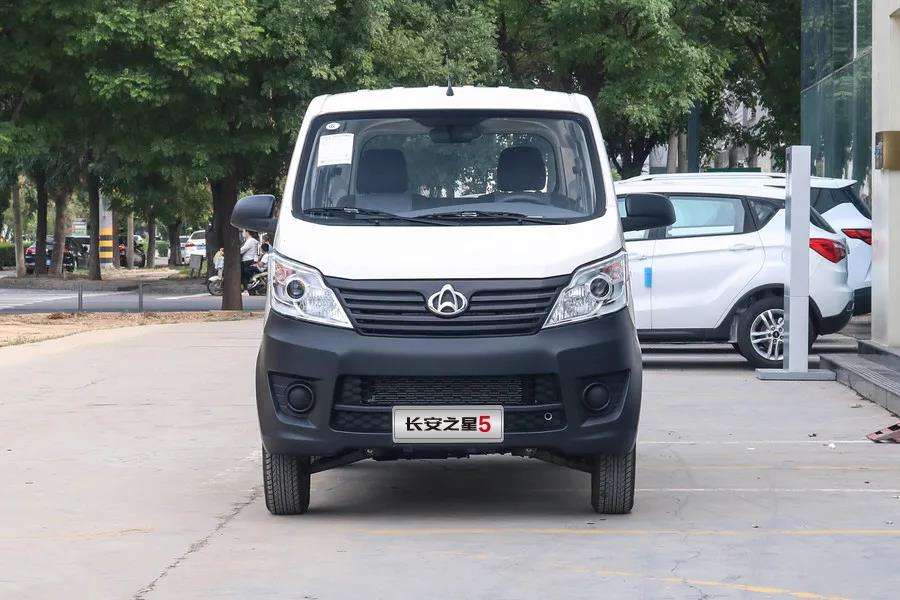 Practical + saving money = Changan Star 5 - iNEWS
