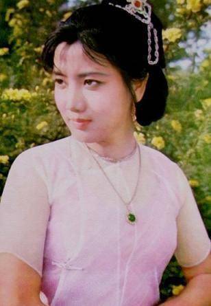 Popular actress Li Xiuming in the 1980s: Liu Xiaoqing acted as a ...