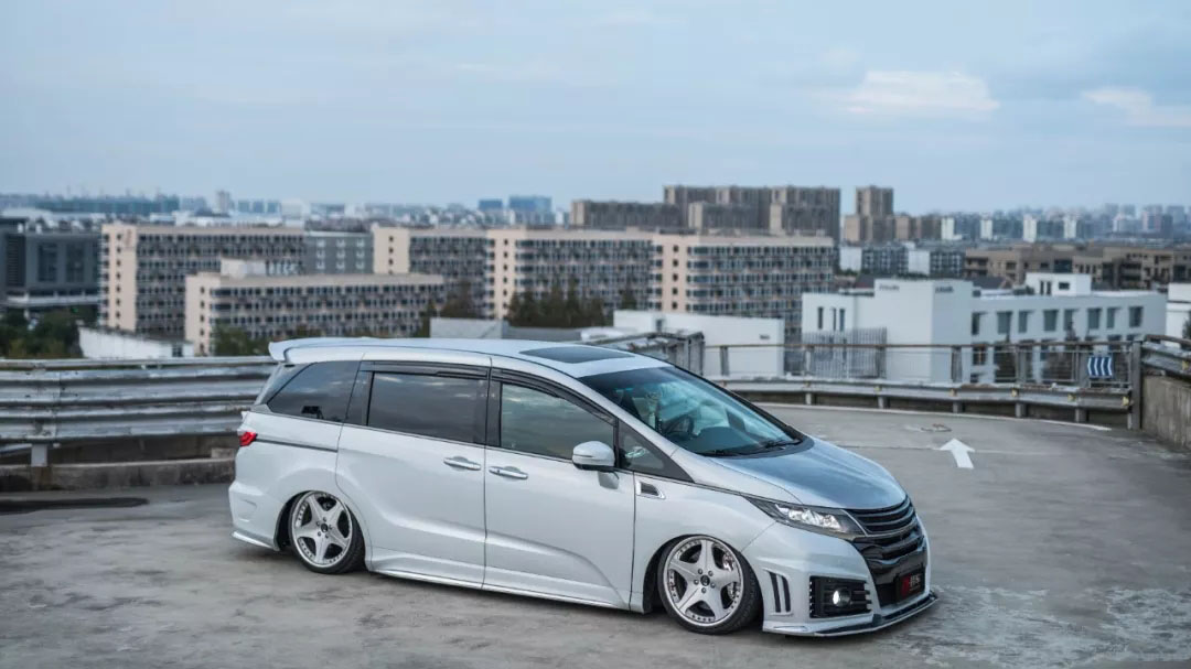 A modified car that Ouyang Jingdu loves, the old aerodynamic cannon ...