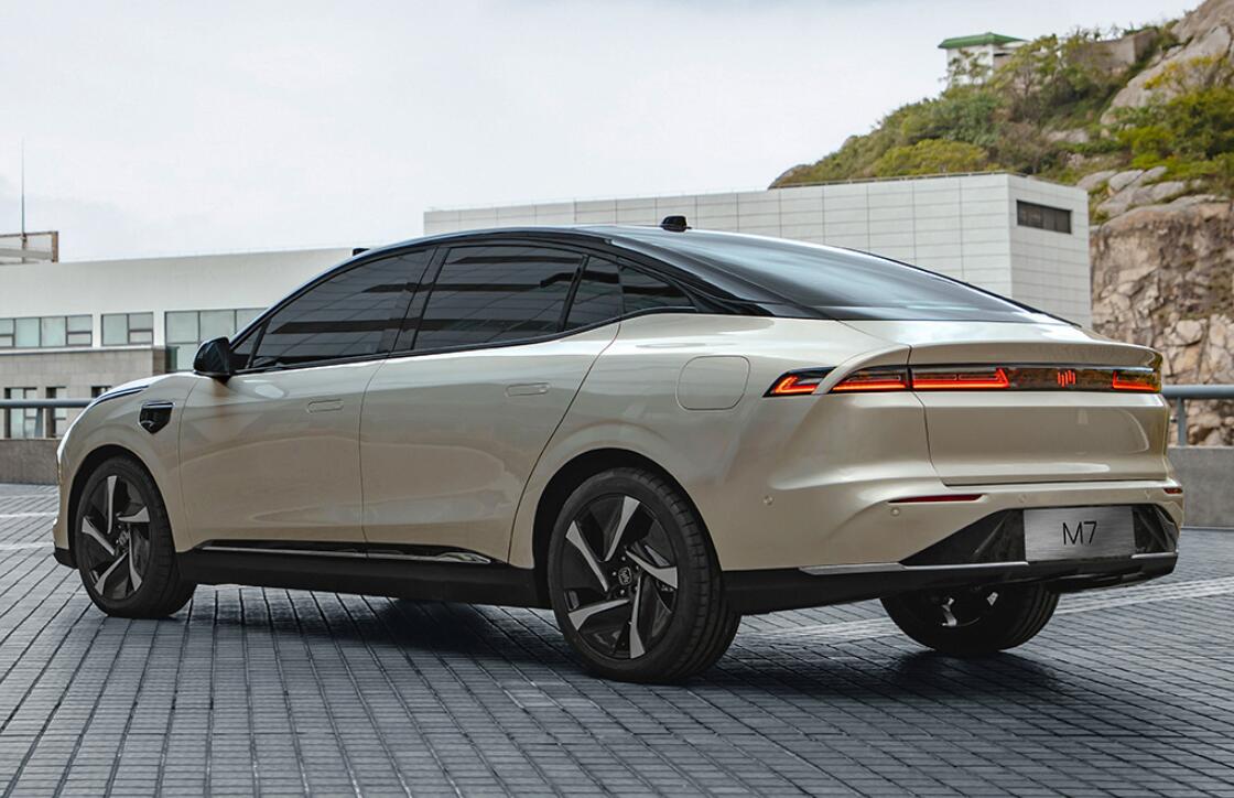 Weimar M7 debuts with L4 driver assistance, full of technology, and is ...