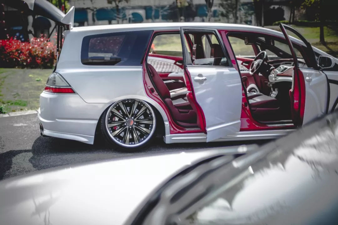 A modified car that Ouyang Jingdu loves, the old aerodynamic cannon ...