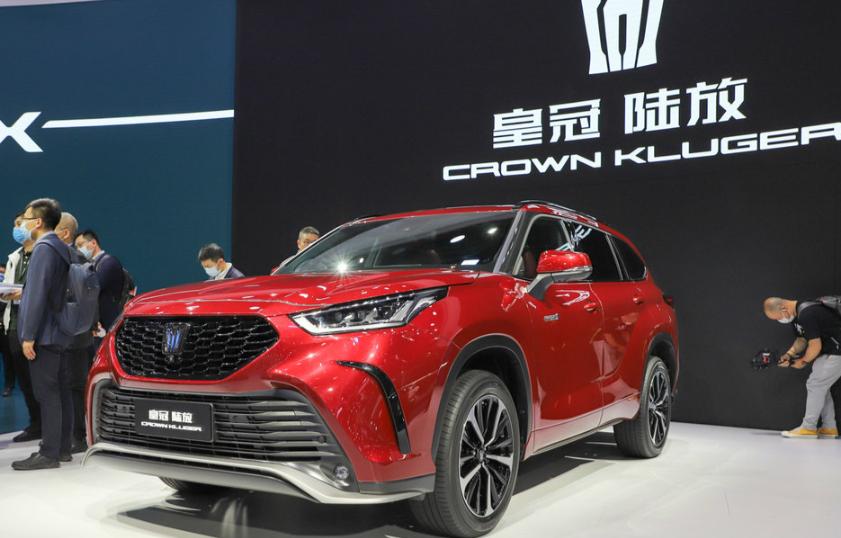 Toyota "behemoth" is on the market!The crown is more than 5 meters long ...