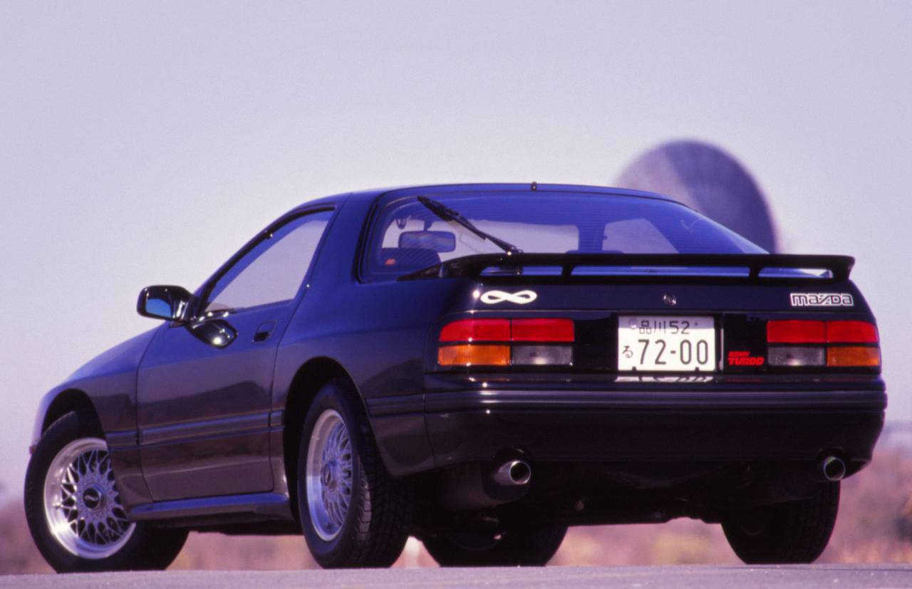 The Four Kings of Japanese Sports Cars in the 1990s-Mazda RX-7 - iNEWS
