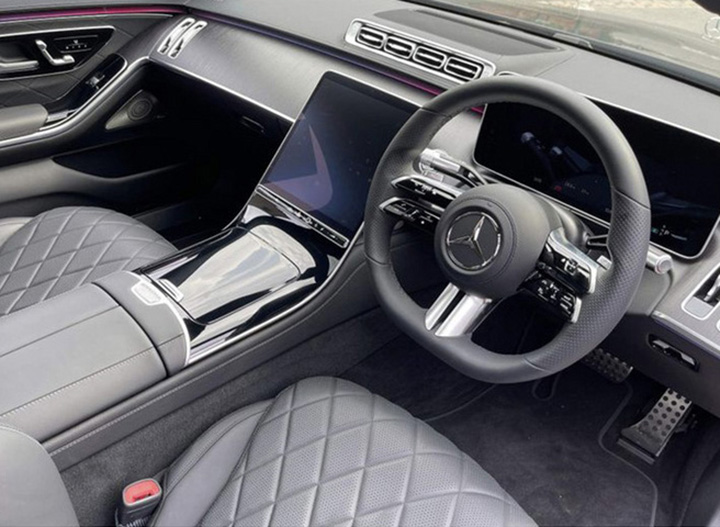 Adjust the appearance of the interior and replace it with double large ...