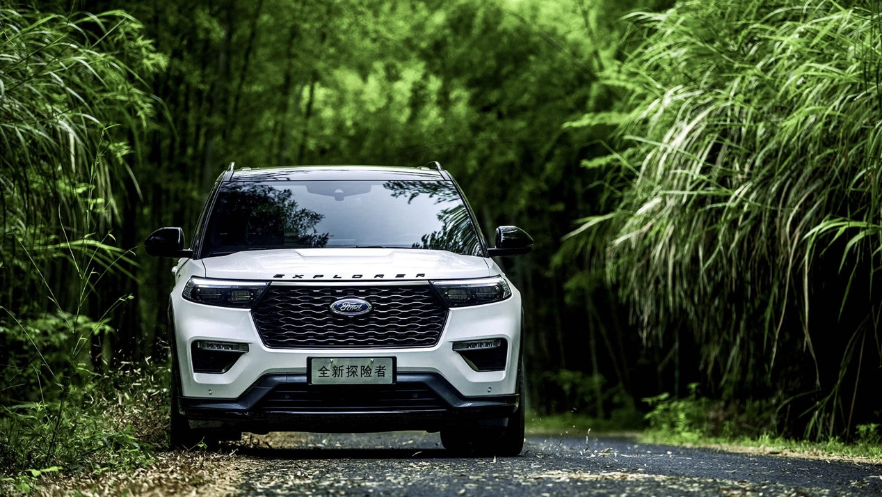 Bring your family and friends and go on a wild luxury Glamping trip ...