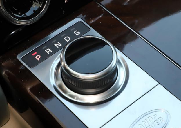 How to solve the problem that the gear knob of Land Rover Range Rover ...
