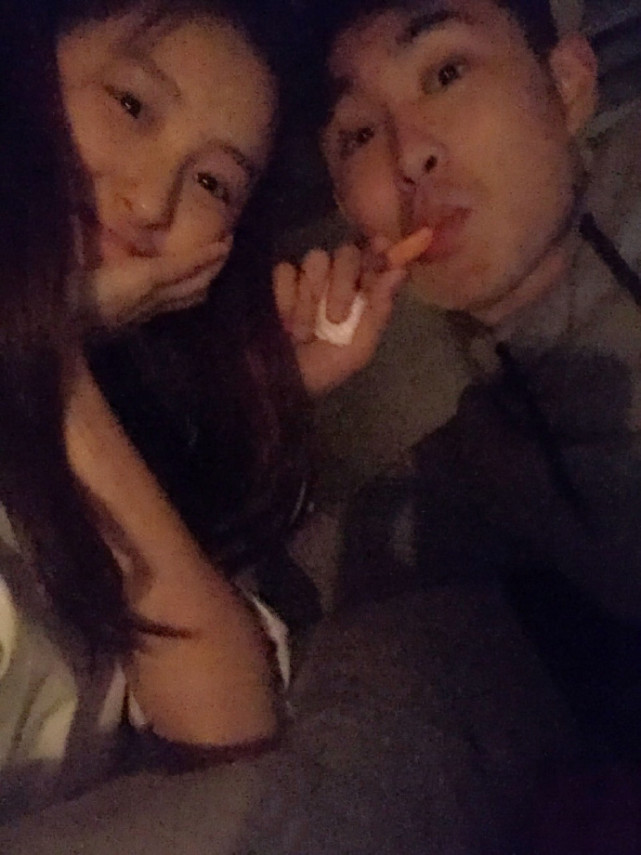 The newlyweds are so sweet!Aijianika points to the death of Wang Yanlin from being black, and ...