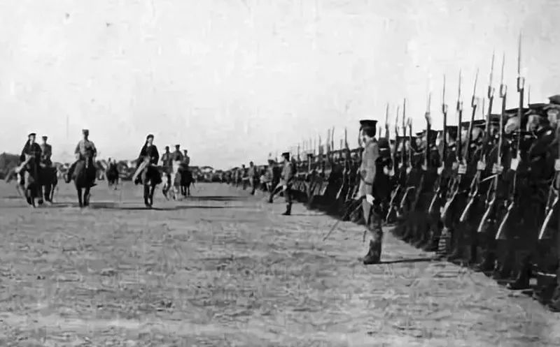 During the Revolution of 1911, the Beiyang Army had only six towns. Why ...