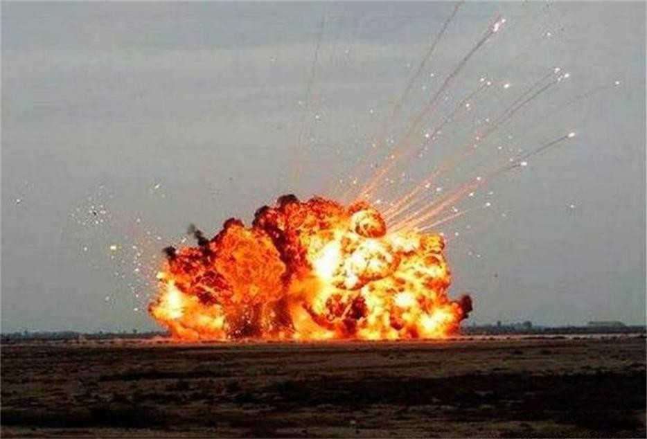 China's third-generation thermobaric bomb: "Mother of Nuclear Bombs ...