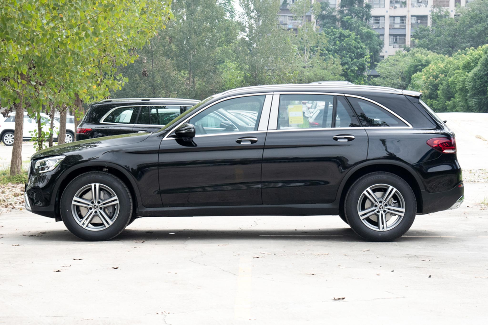 Can I introduce Mercedes-Benz GLC 260L give a luxury experience? - iNEWS