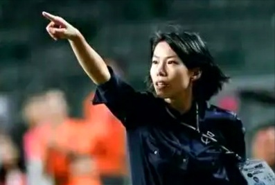 Take you to a comprehensive Chen Wanting - iNEWS