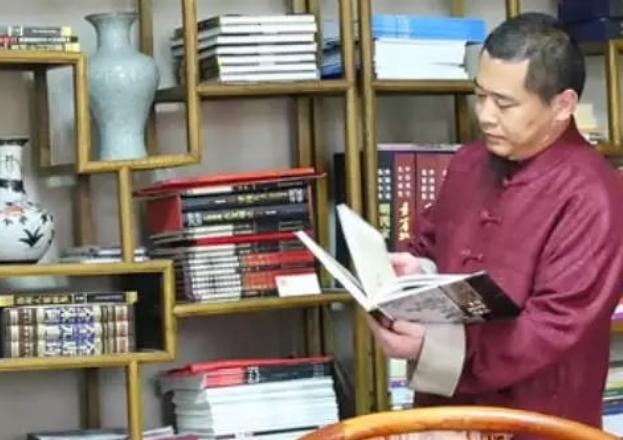 Calligrapher Luan Jinguang: Weiwei has been selected for 4 consecutive ...