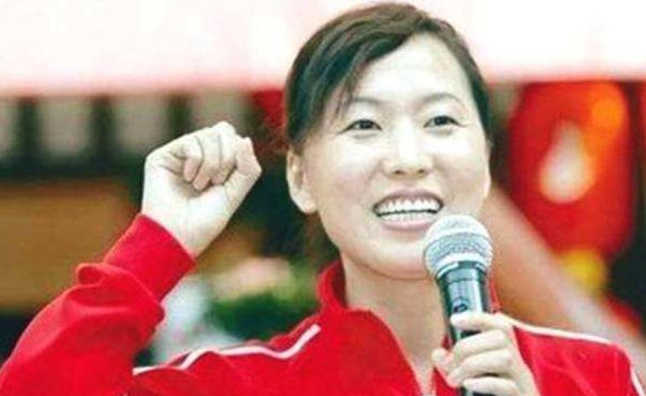 Long-distance running champion Wang Junxia: forced to retire after ...