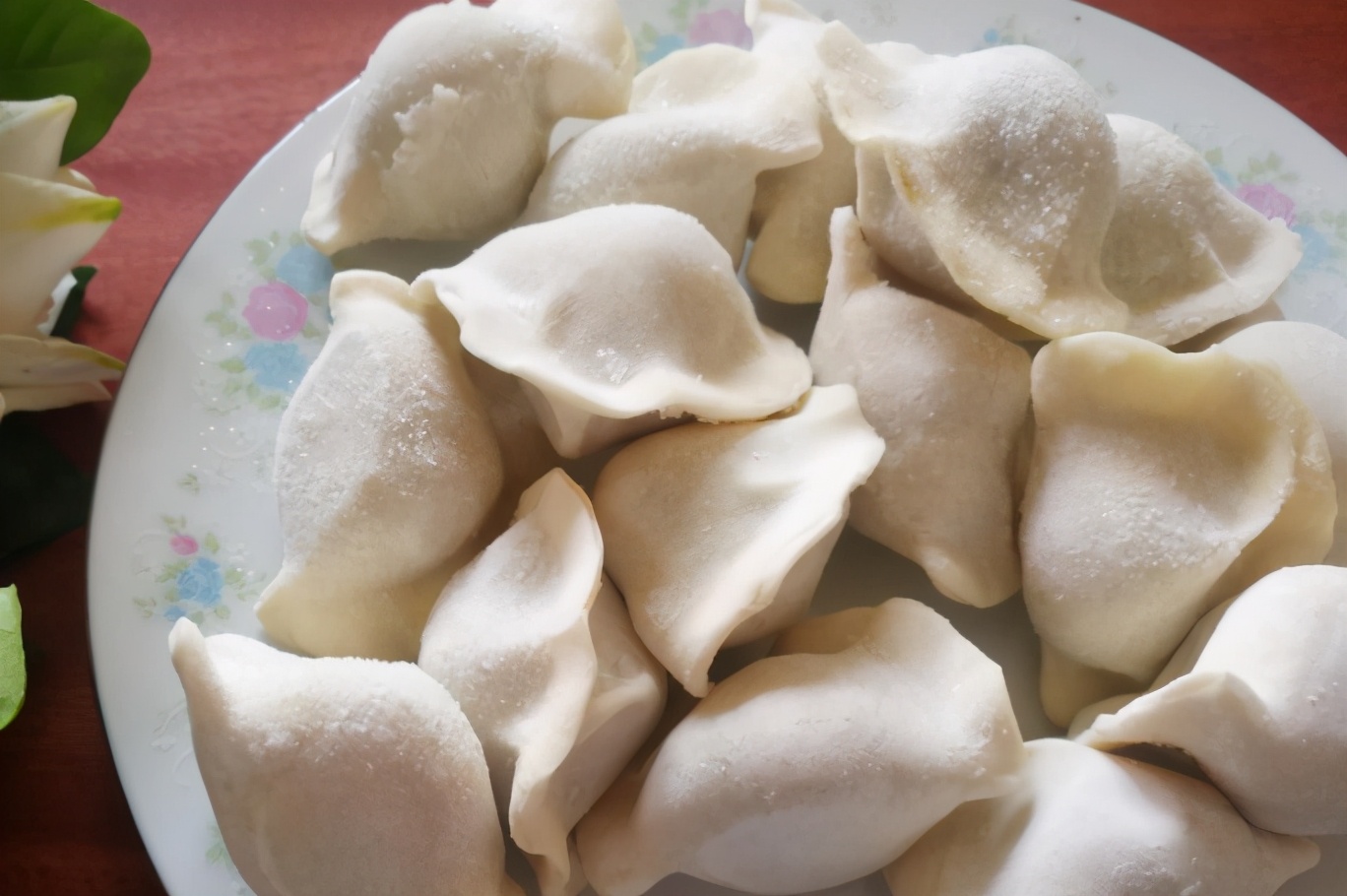 How to cook frozen dumplings without breaking the skin?Don't boil the ...