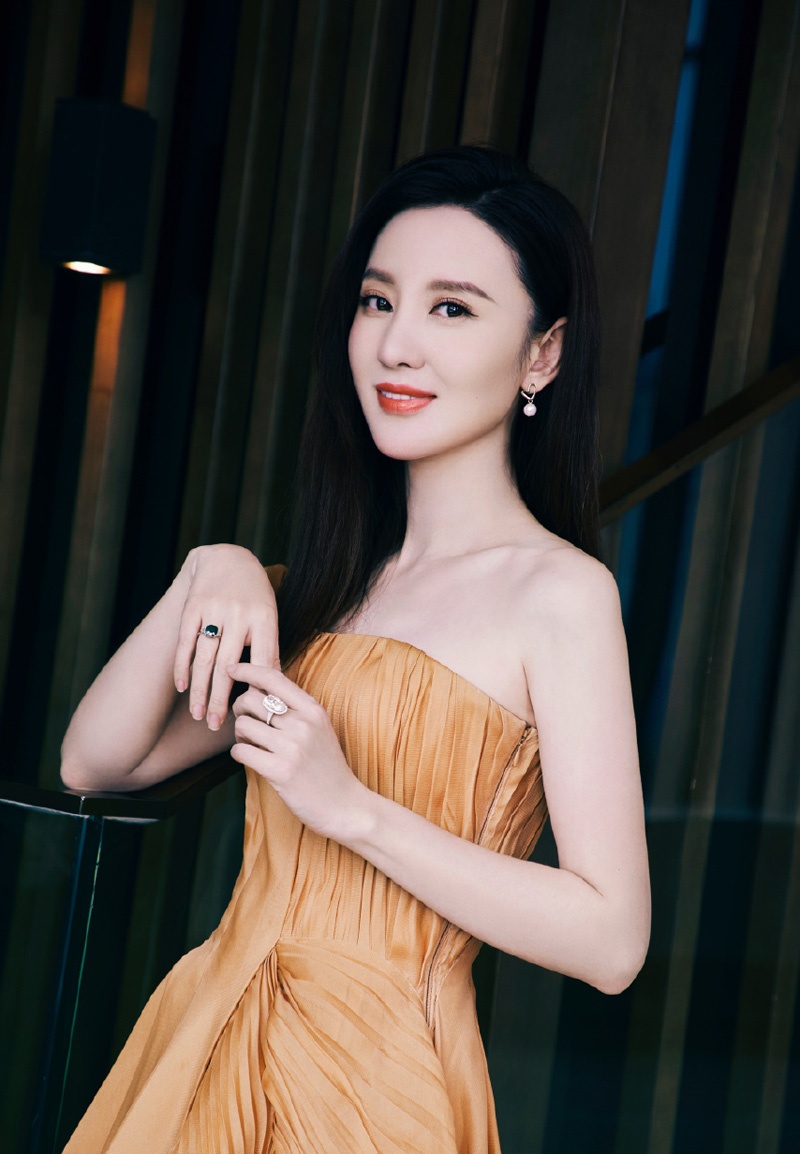 Beautiful pictures: Zhang Meng - iNEWS
