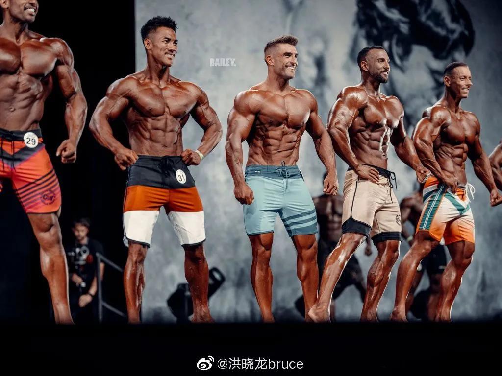 The Chinese guy participated in the bodybuilding competition and won ...