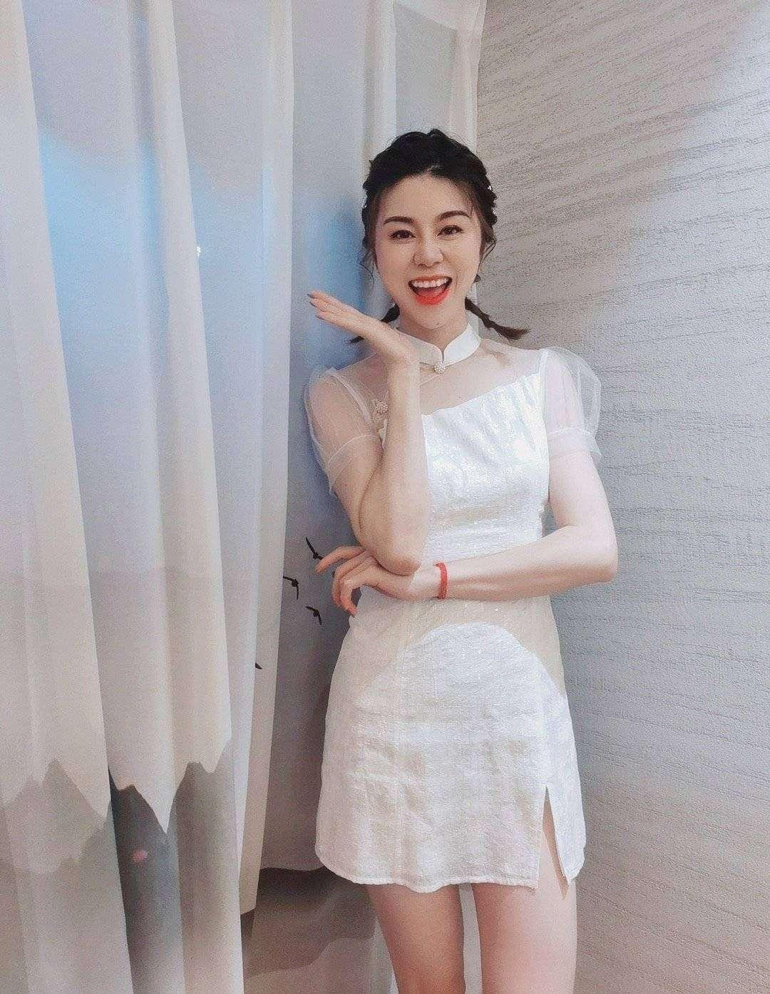 Why did the famous host Xue Le give up his job and become a dad?It ...