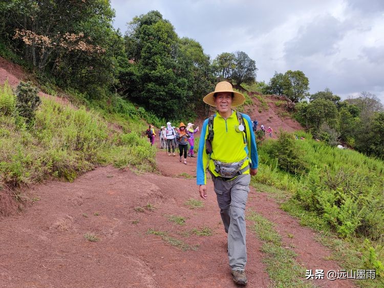 The second of a series of activities to explore the main road in ...