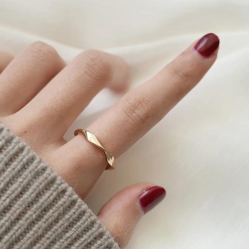 How to distinguish between good and bad nail polish?How to apply nail ...