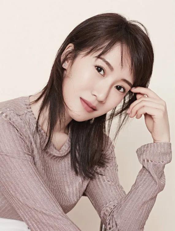 Li Nian, the actress in her early thirties, is still as pure as a girl ...