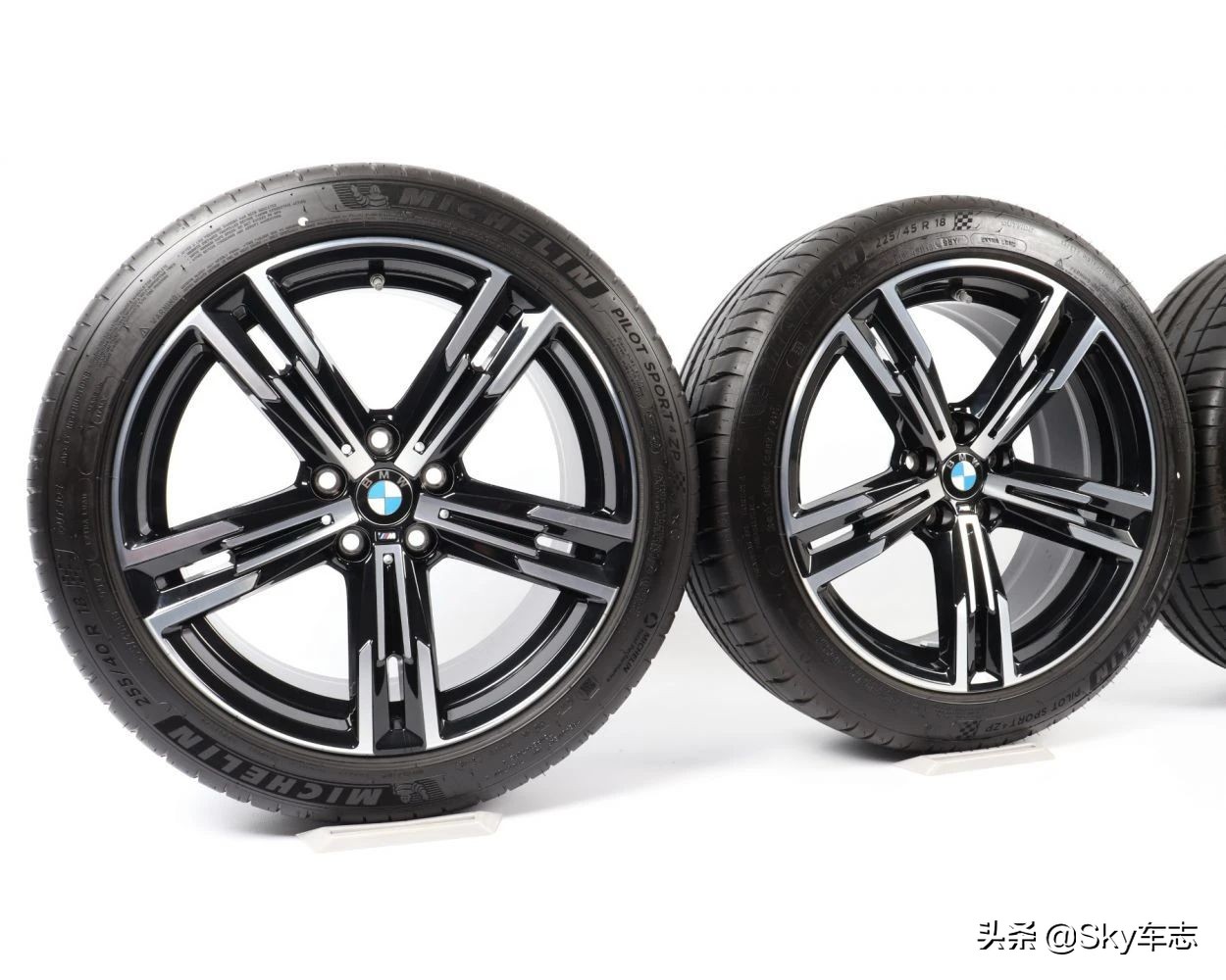 Check out the latest BMW wheels!Which one is your favorite? - iNEWS