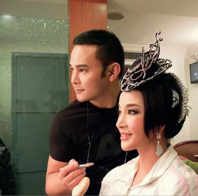 After the five-year IPO race, Mao Geping's personal make-up brand will ...
