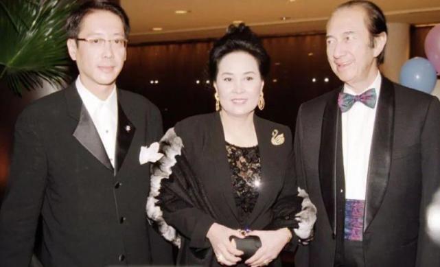 He Hongyi, the three too, too unhappy, why doesn't Lan Qiong? This will ...