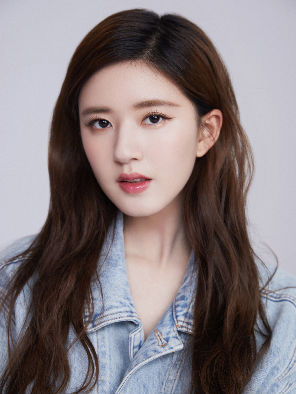 Entertainment Comments: Xiao Zhan, Mao Xiaotong, Zhou Shen, Zhao Lusi ...