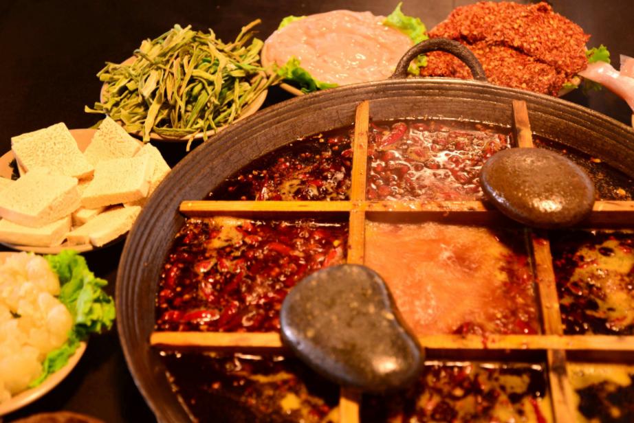 How to adjust the hot pot ingredients to make it delicious?The hot pot ...