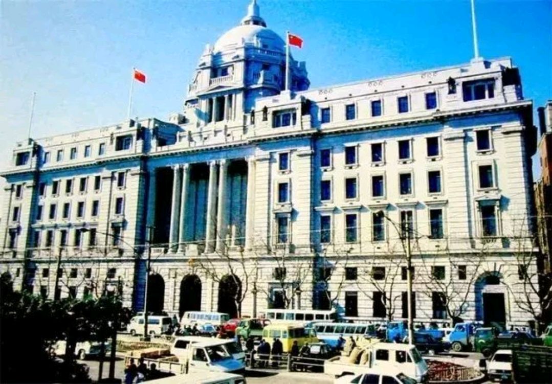 Old photos of Shanghai, urban scenes and street scenes in the 1980s. Do ...