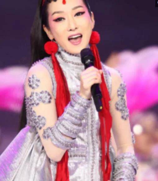 Sa Dingding Zhang Ziyi is a star in the entertainment industry, even if ...