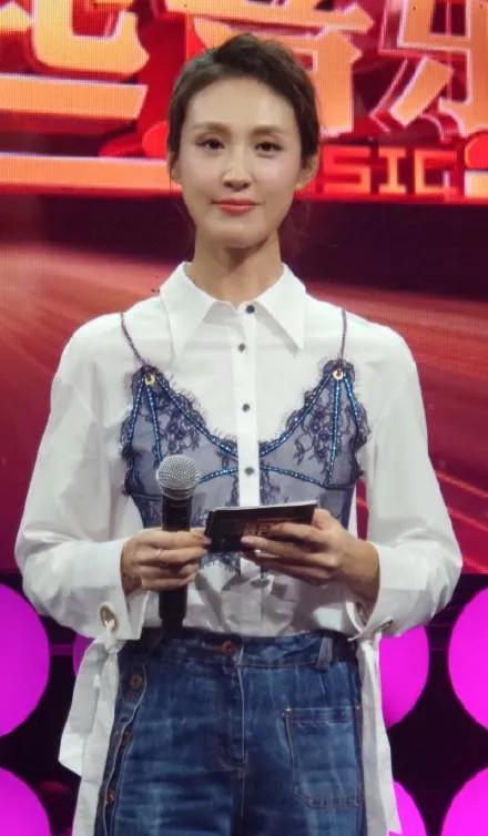 CCTV beauty host: Zhang Yu - iNEWS