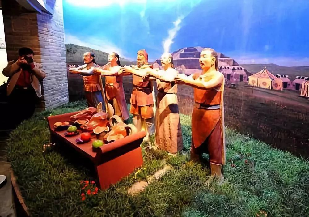 What influence did the Xianbei culture have on the Sui and Tang ...