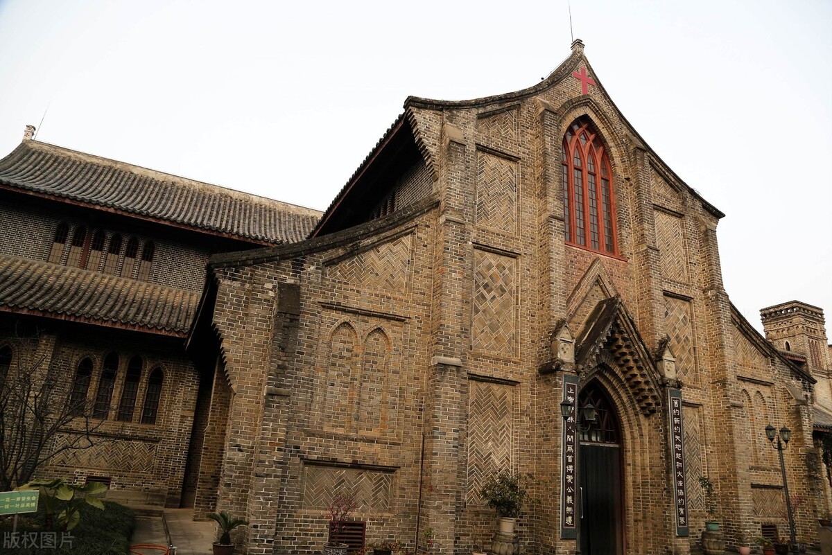 Why is the ancient city of Langzhong "the most precious place in ...