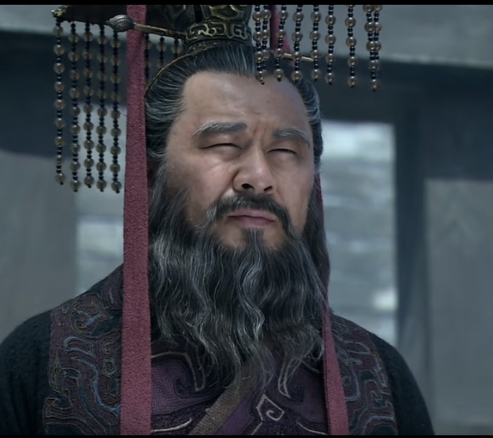 The purpose of Cao Cao holding the emperor to make the princes - iNEWS