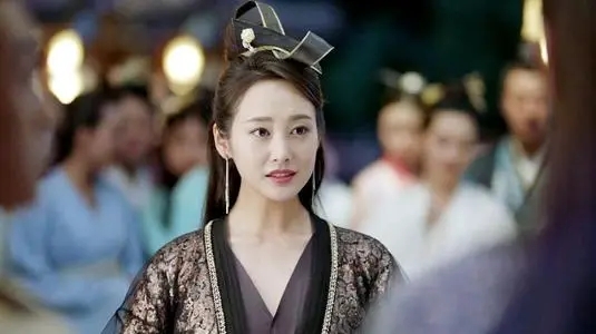 Female celebrity tattoos cause controversy across the Internet?Li Chun ...