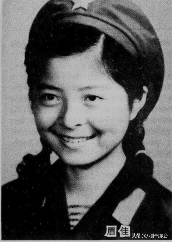 Face-bumping dancer Zhou Jie cut off her long hair for love on the ...