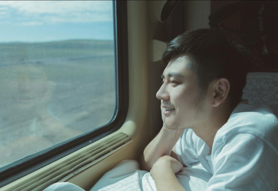 Qian Feng once publicly teased a female guest, seeing that she was ...