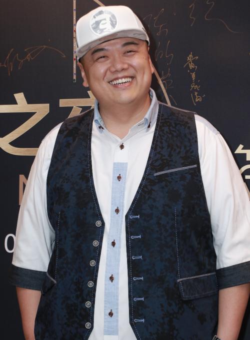 In 2001, the box office of "Shaolin Football" reached 300 million yuan ...