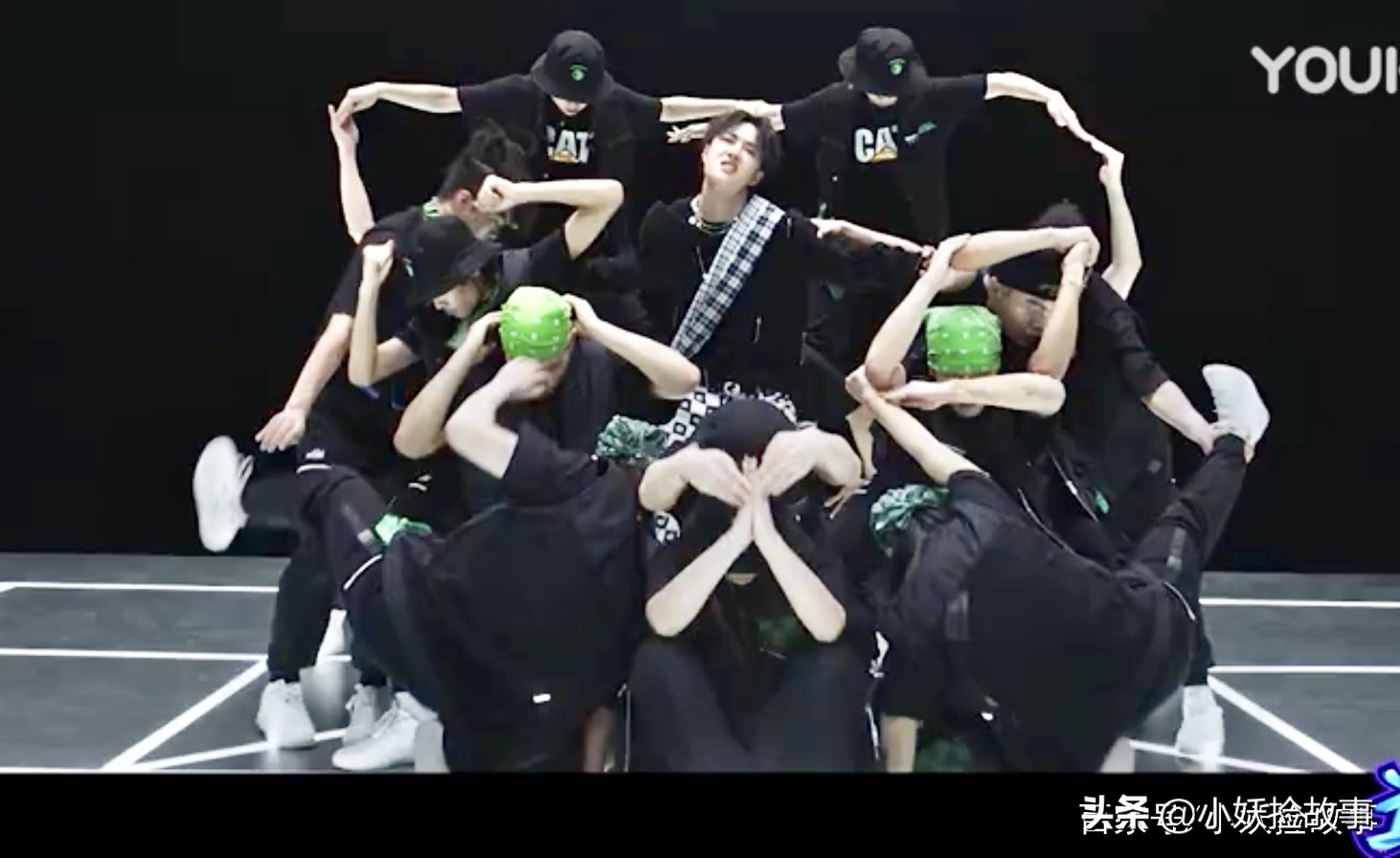 Wang Yibo dances on the chessboard, integrates dance into his soul ...