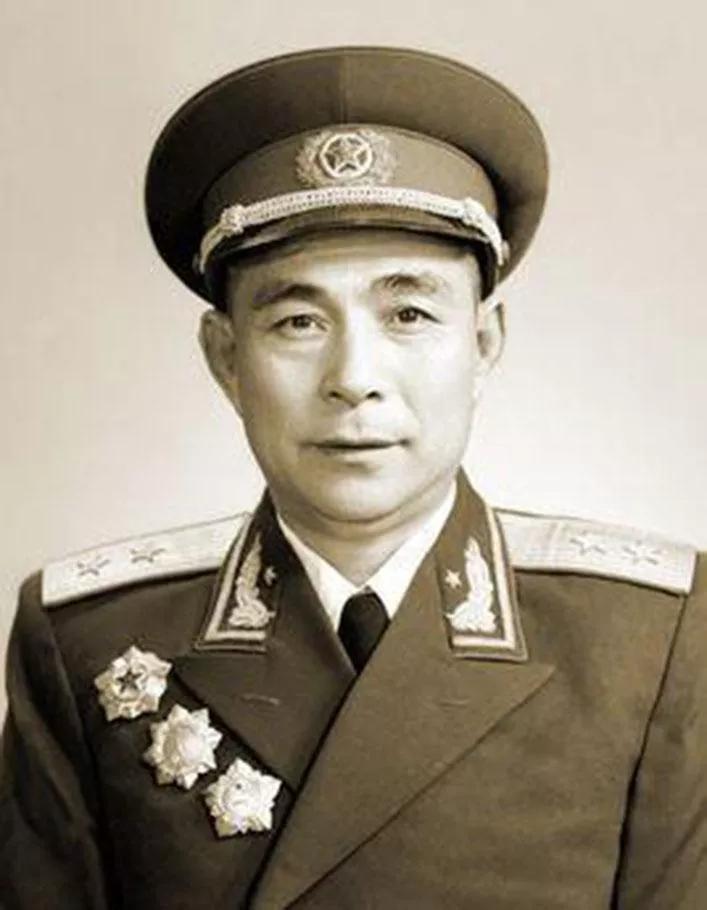 Founding General (182) Lieutenant General Liu Fei - iNEWS