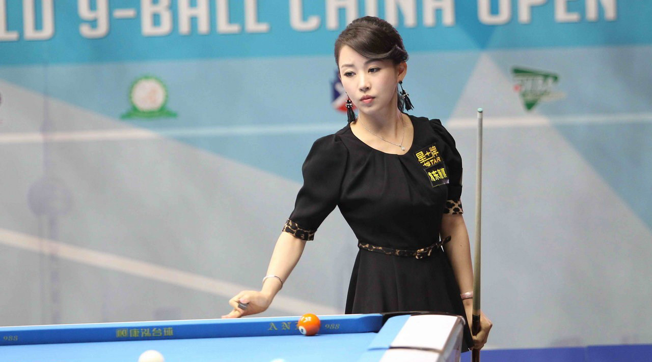 Pan Xiaoting: Pan Xiaoting, the goddess of sports, won the first ...