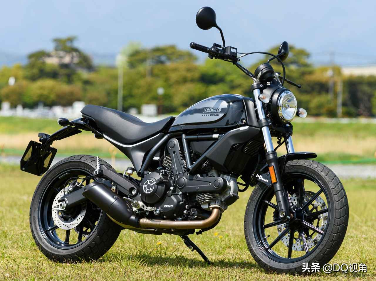 Small and medium displacement motorcycles for fun, Ducati ...