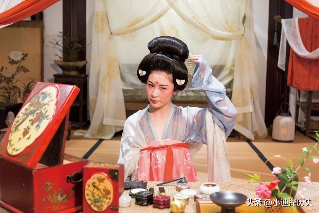 Look at Tang Zhuang from poetry, and appreciate the "alternative beauty ...