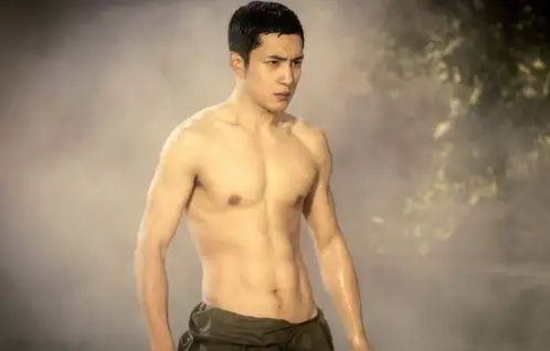 "1921" played with Huang Xuan, 28-year-old Han Dongjun dumped the label ...