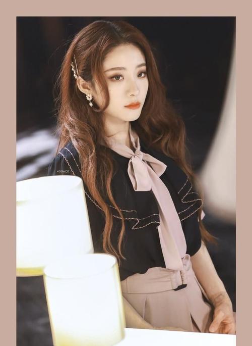 THE9 Yuyan is back again, the new look is too stunning, and the fans ...