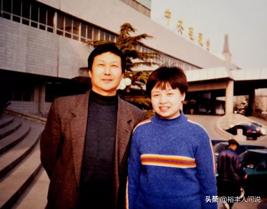 The recent photos of Li Qiong, who was so popular on the Spring ...