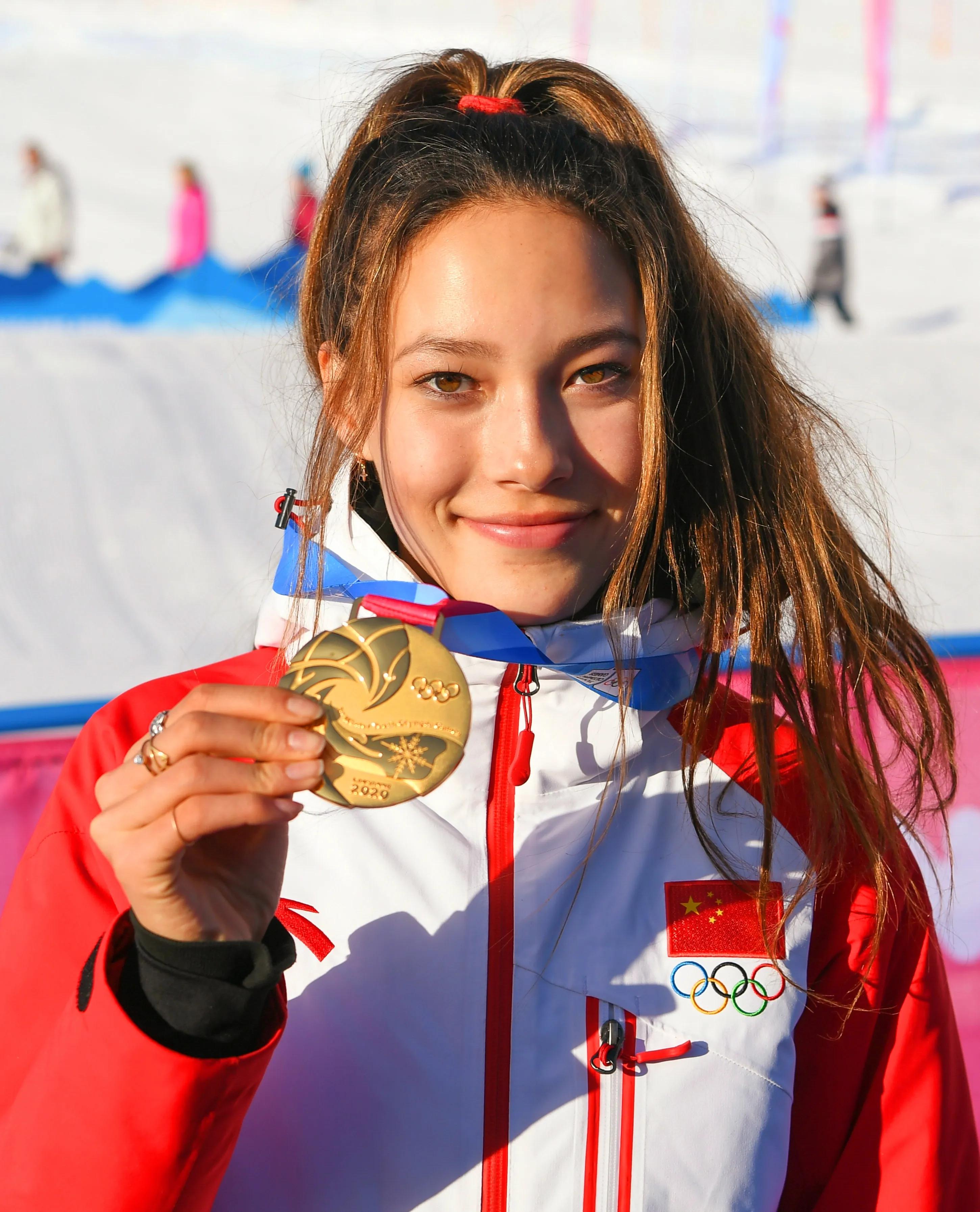 "Genius girl" Gu Ailing, responsible for the strength and appearance of ...