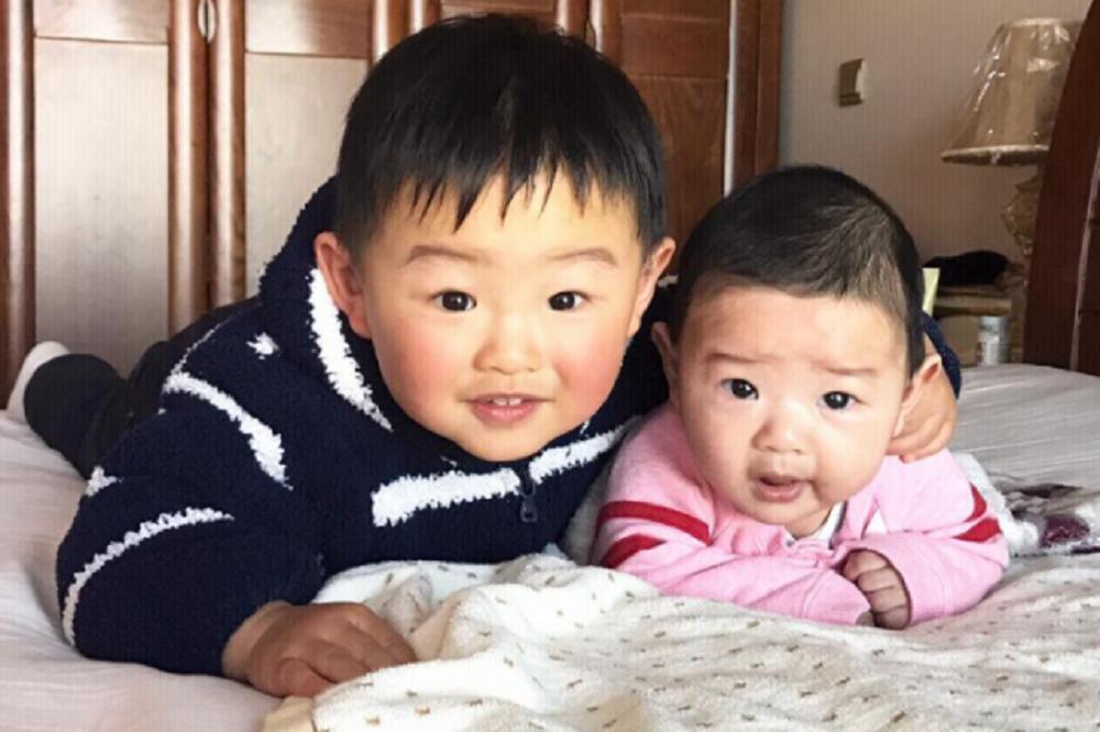 After Er Bao was born, who would the family Da Bao sleep with?Bao Ma ...