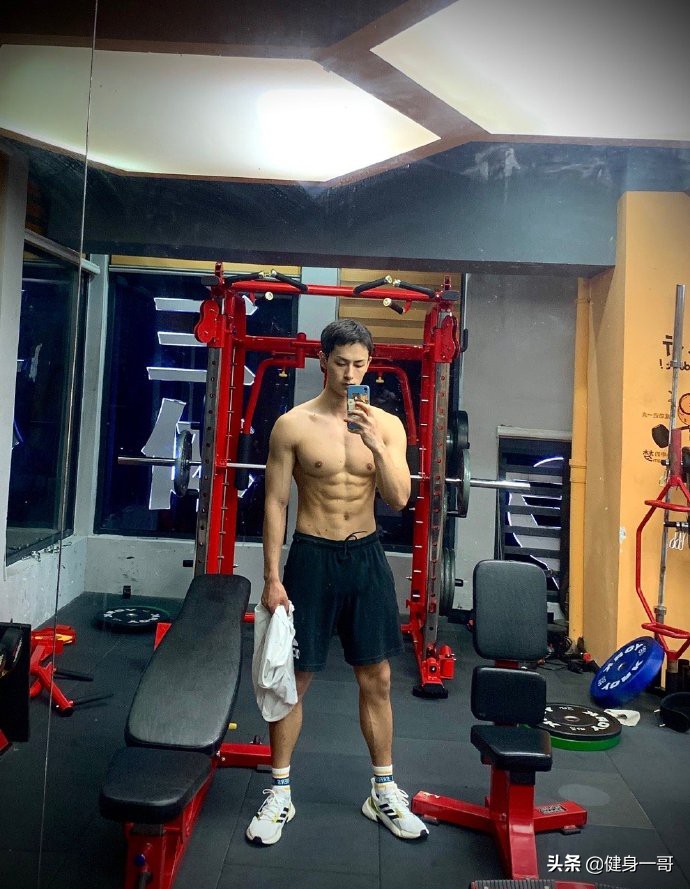 The muscular guy who came out of the Shanghai Institute of Physical ...